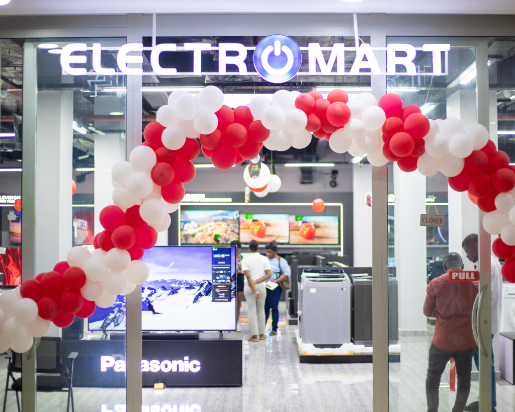 Electromart Ghana Opens New Showroom in Oxford Street Mall ...